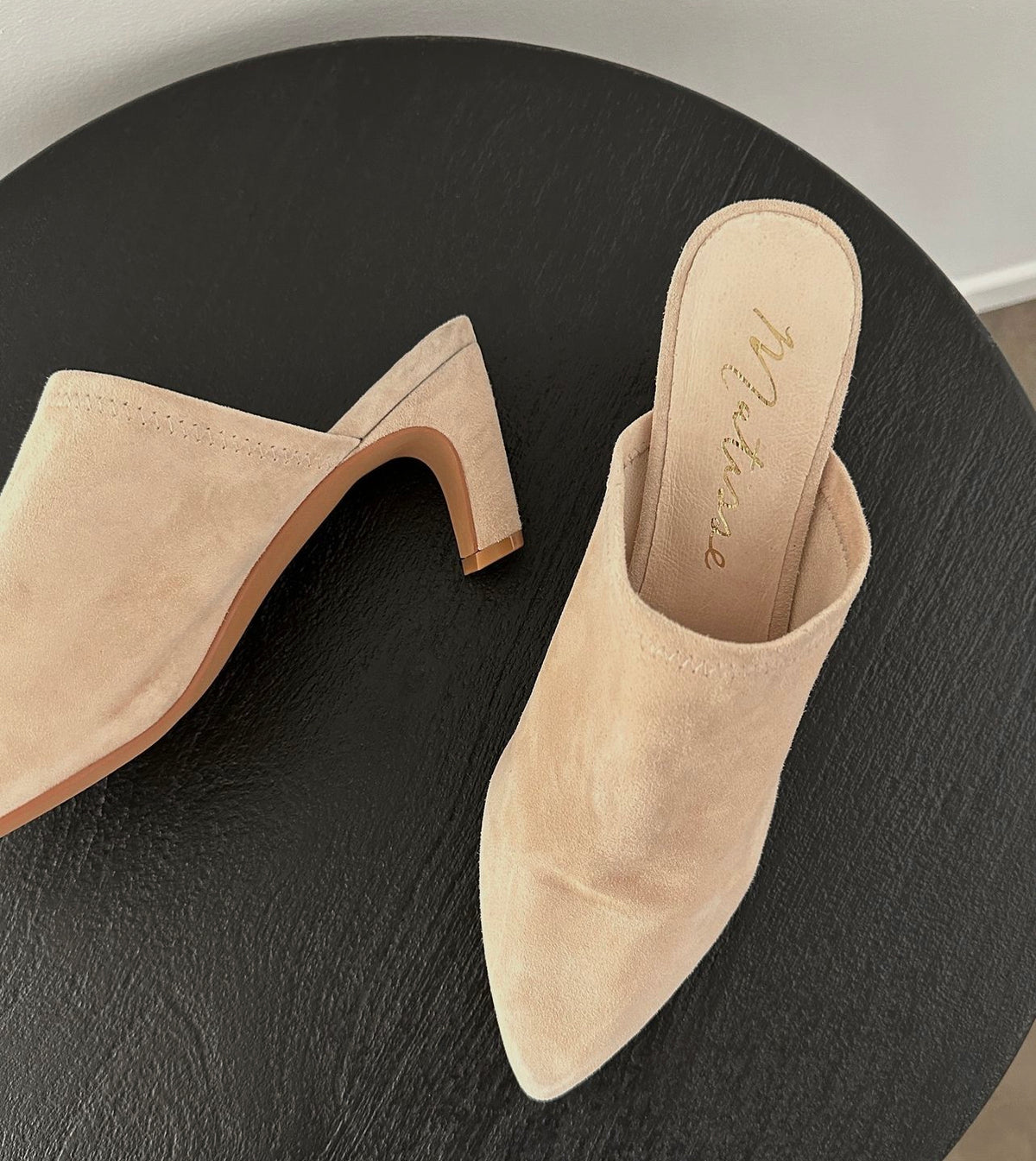 Shoe, handbag and accessory boutique from all your favorite brands ...